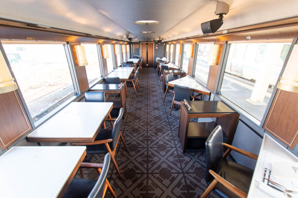 TOHOKU EMOTIONの食事コースや座席、料金や予約方法は？ | そうだ、旅行しよう